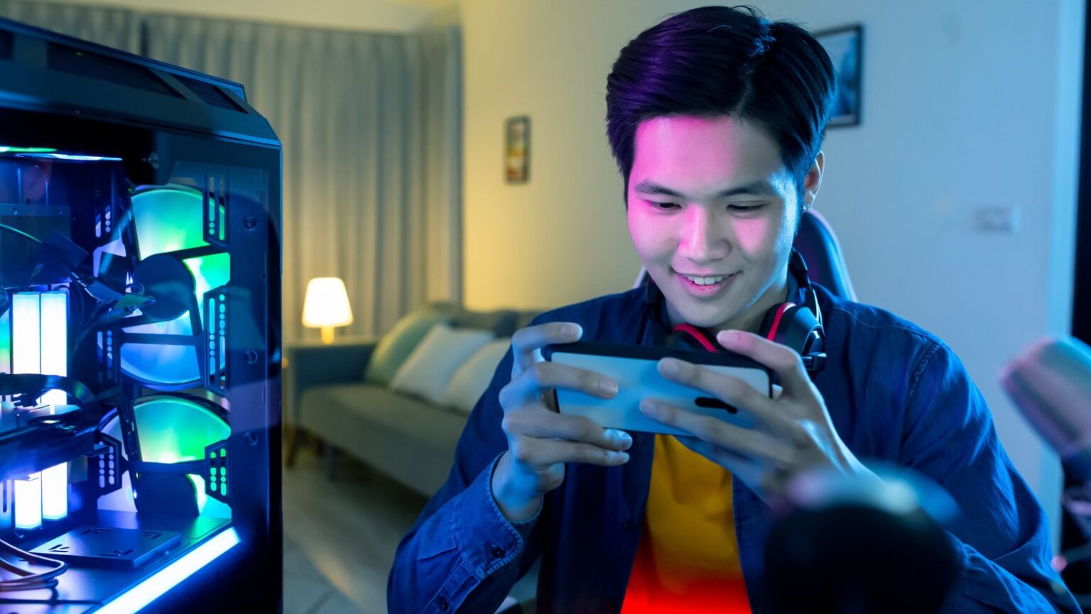 How Online Communication Shapes Modern Gaming Communities - Theplaycentre